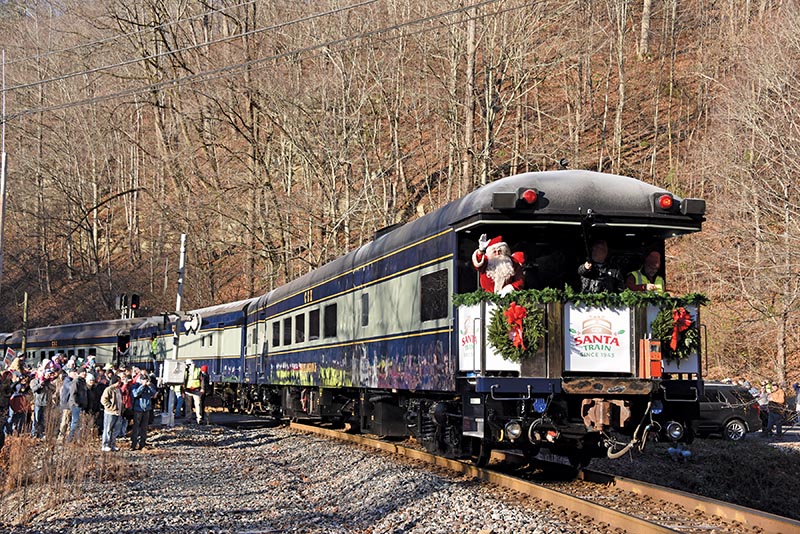 The Santa Train: A Christmas Tradition Spreading Joy Through Appalachia ...