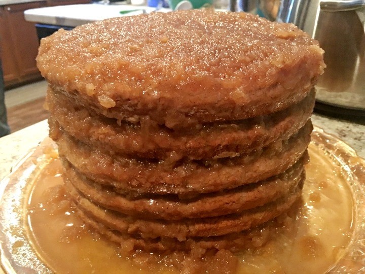 ’Tis the Season for Apple Stack Cake in Appalachia: A Holiday Tradition ...